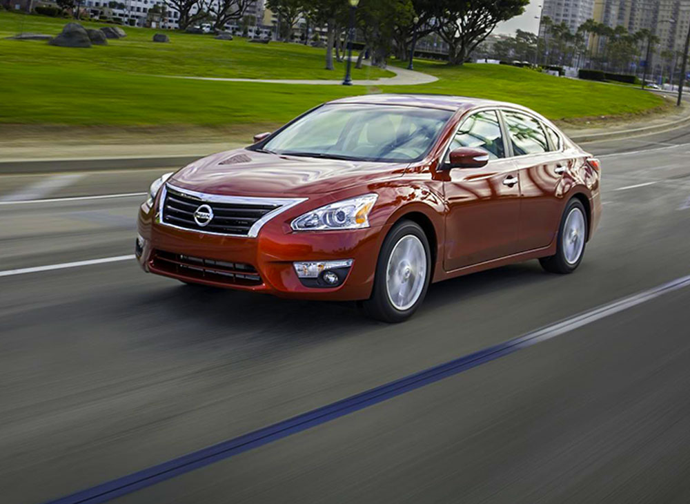 Nissan Altima es uno de los Mejores Autos de su Precio, según KBB - MAKINAS